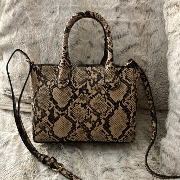 H&M | Bags | A Hand Bag Or Pursesnake Pattern | Poshmark